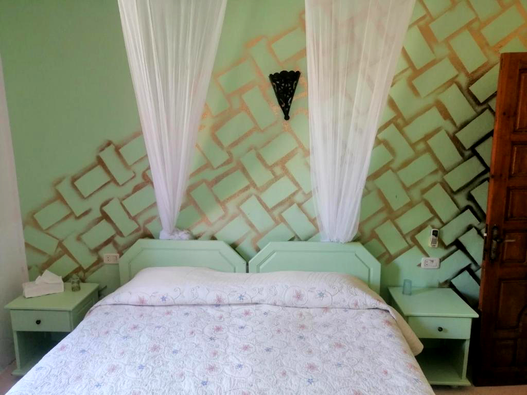 Chambre lits jumeaux Bougainvilliers - MenzelSonia